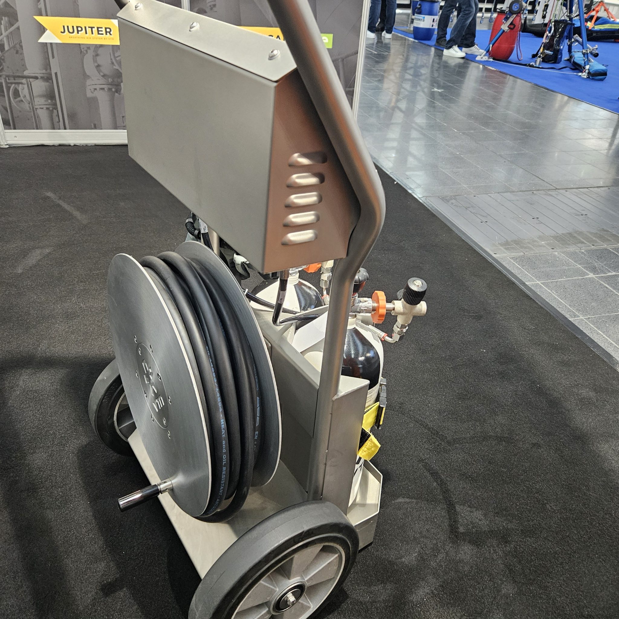 3 Gas Equipment – Airgas