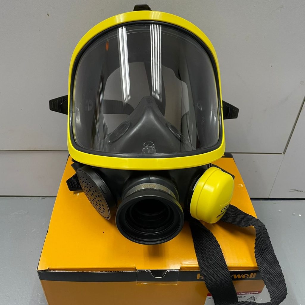 PANO CL3+ full-face mask positive pressure Honeywell 1710650 – Airgas